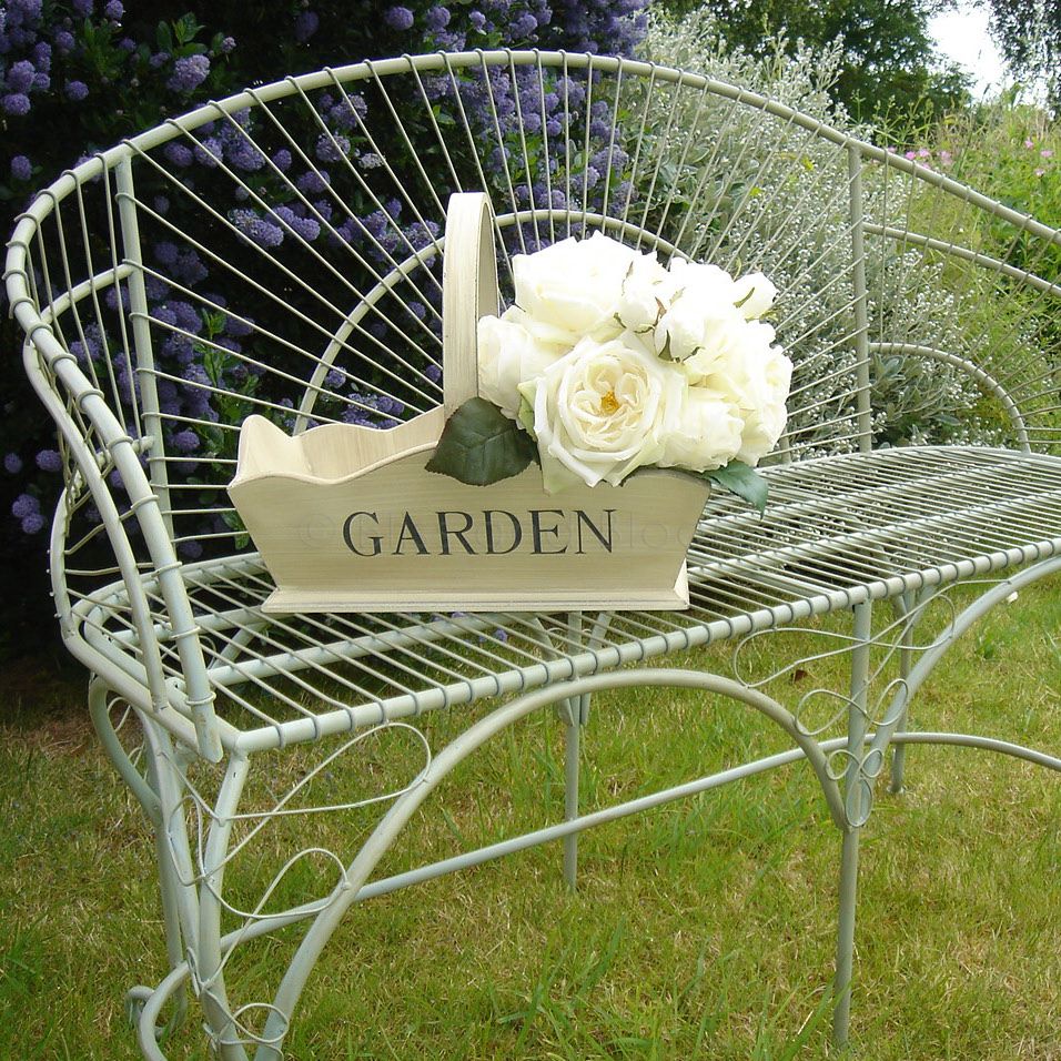 Green wire garden bench | Bliss and Bloom