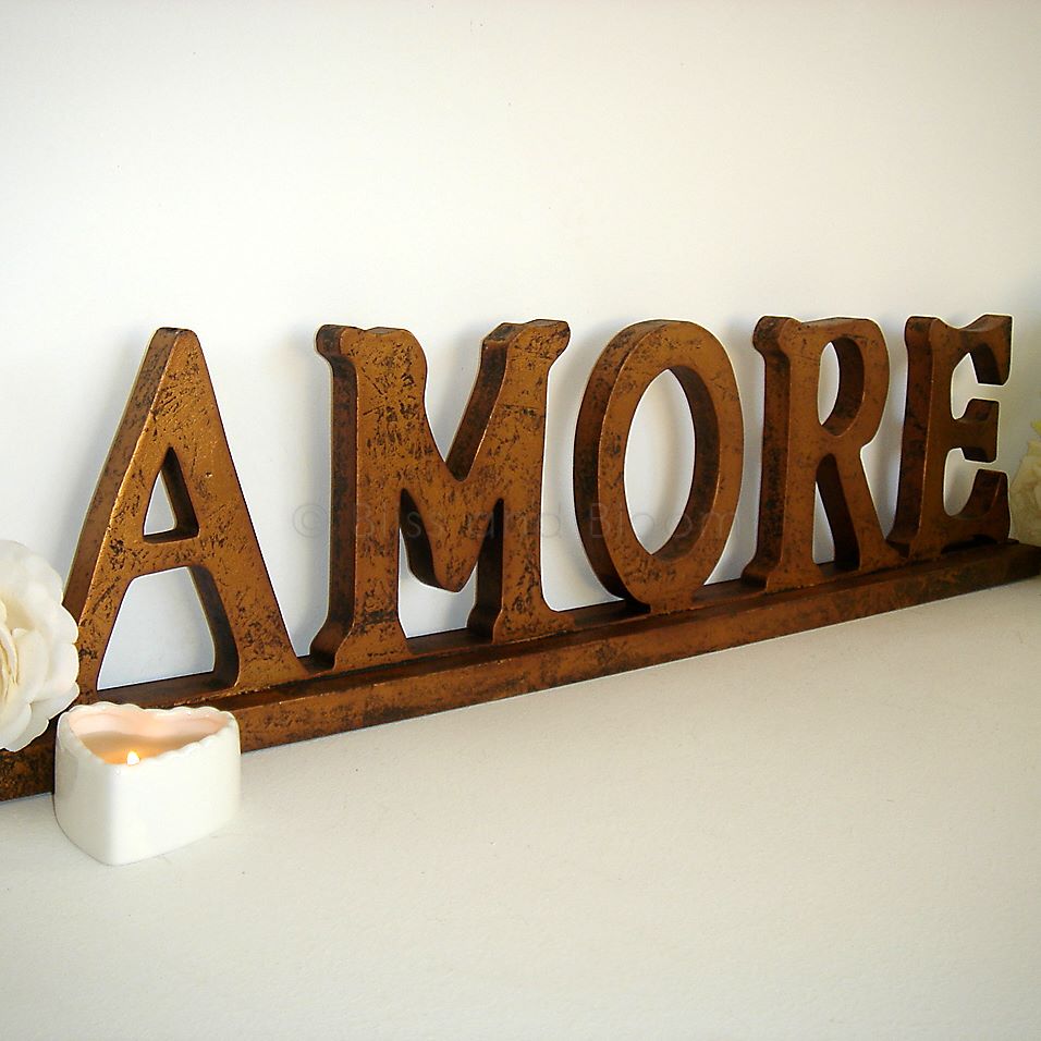 AMORE sign on a stand | Bliss and Bloom