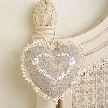 Natural linen scented heart | Bliss and Bloom