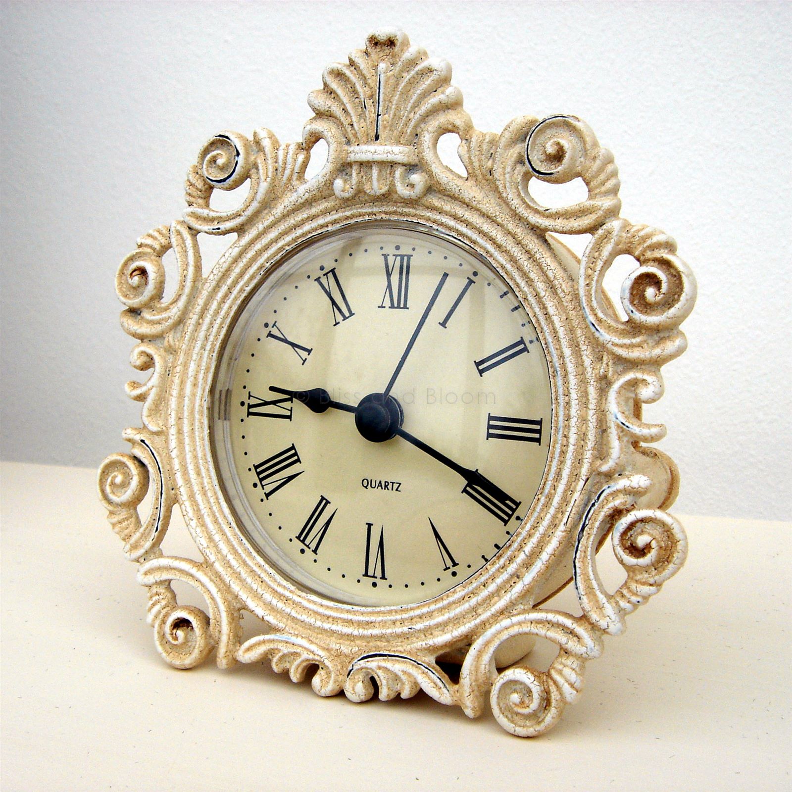 Small round cream clock -1 only | Bliss and Bloom